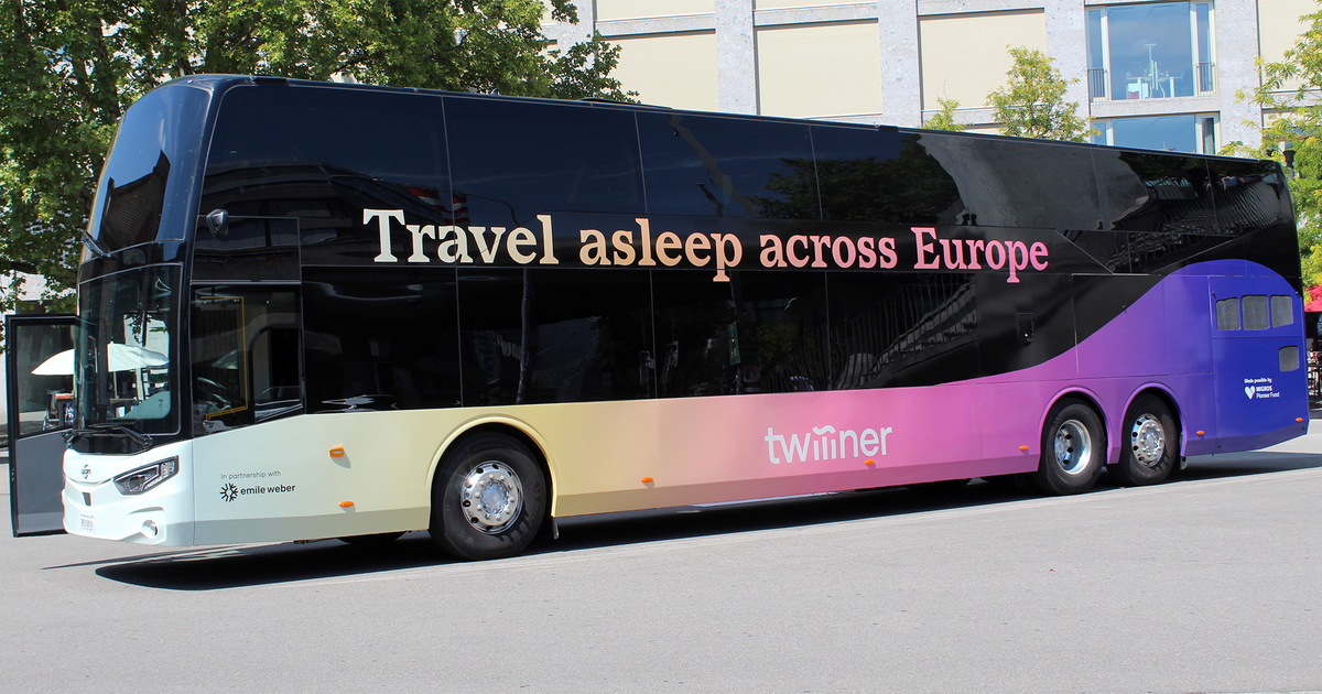 Night bus with sleeping comfort celebrates premiere in Zurich ...